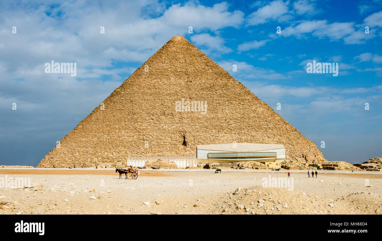 Great Pyramid of Giza (Pyramid of Khufu or the Pyramid of Cheops), the ...