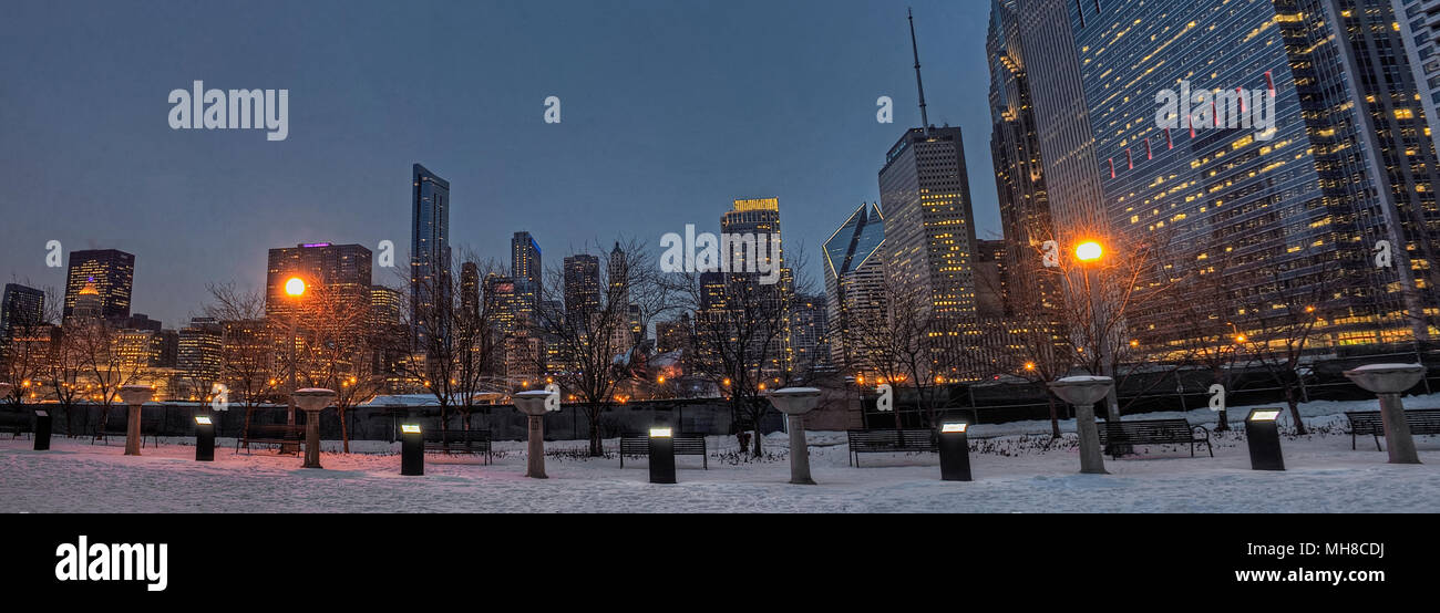 Downtown Chicago during the Winter on a dreary Day Stock Photo - Alamy