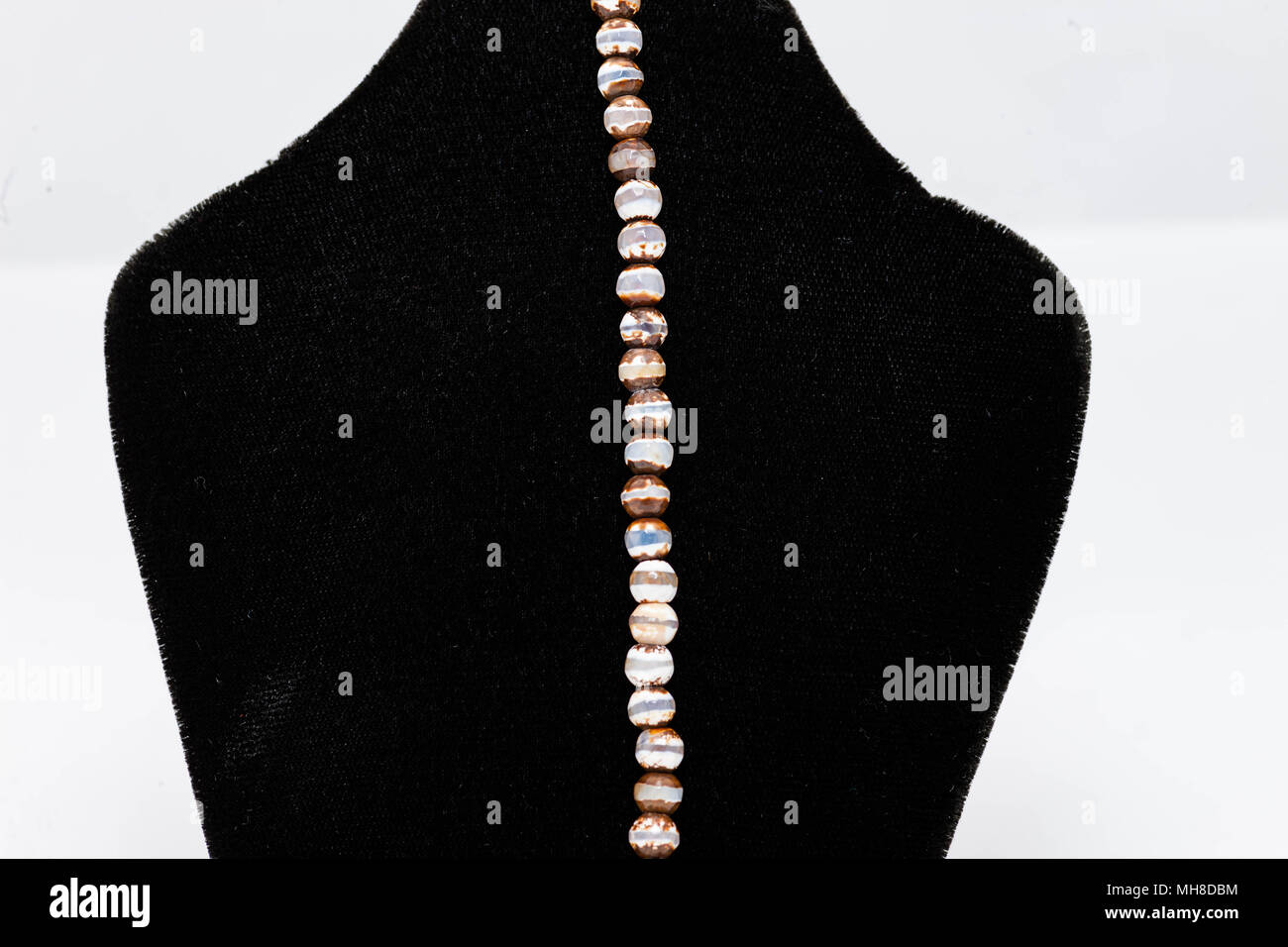 Strands of beads hi-res stock photography and images - Alamy