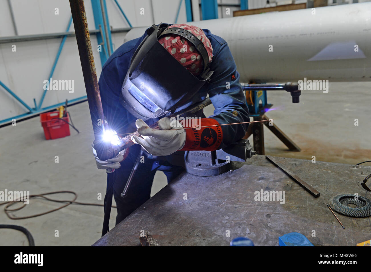 Fabrication hi-res stock photography and images - Alamy