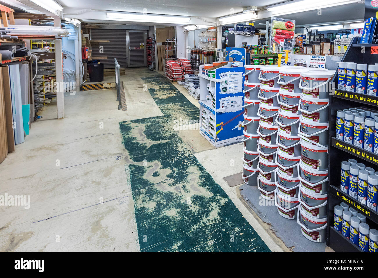 Diy store interior hi-res stock photography and images - Alamy