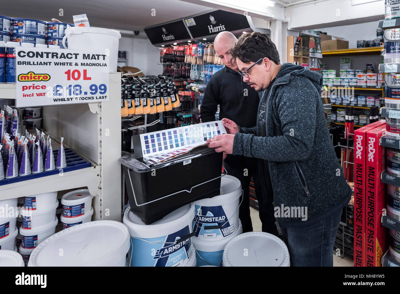 Staff member hi-res stock photography and images - Alamy