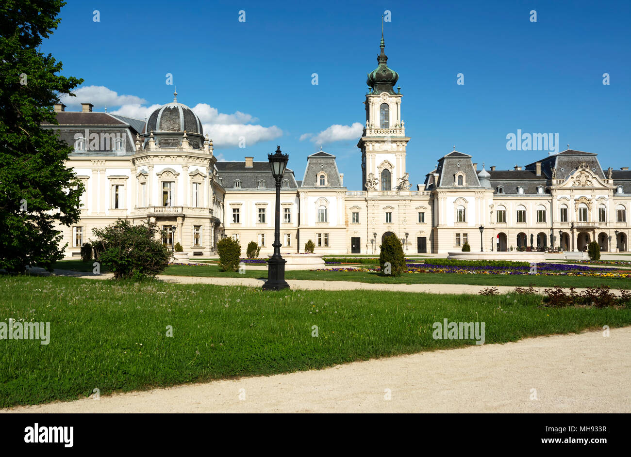 Antiques detail hi-res stock photography and images - Alamy
