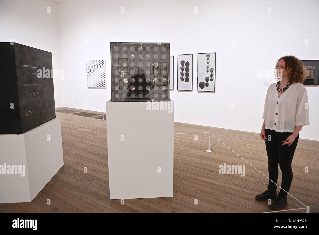 Shape of light 100 Years of Photography and abstract Art 2 May - 14 Oct ...