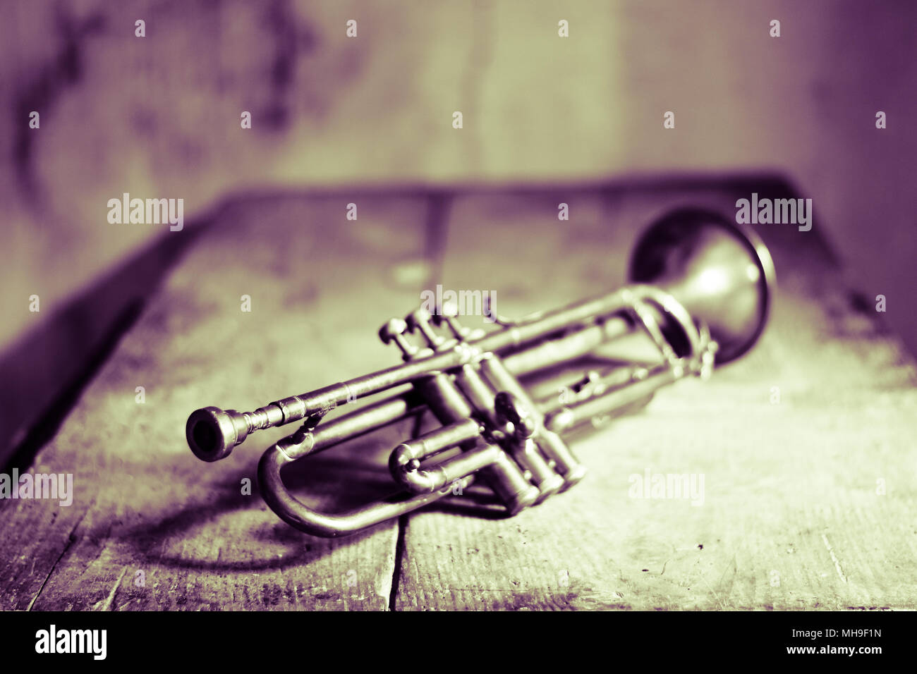 A beautiful jazz trumpet from the 40s Stock Photo - Alamy