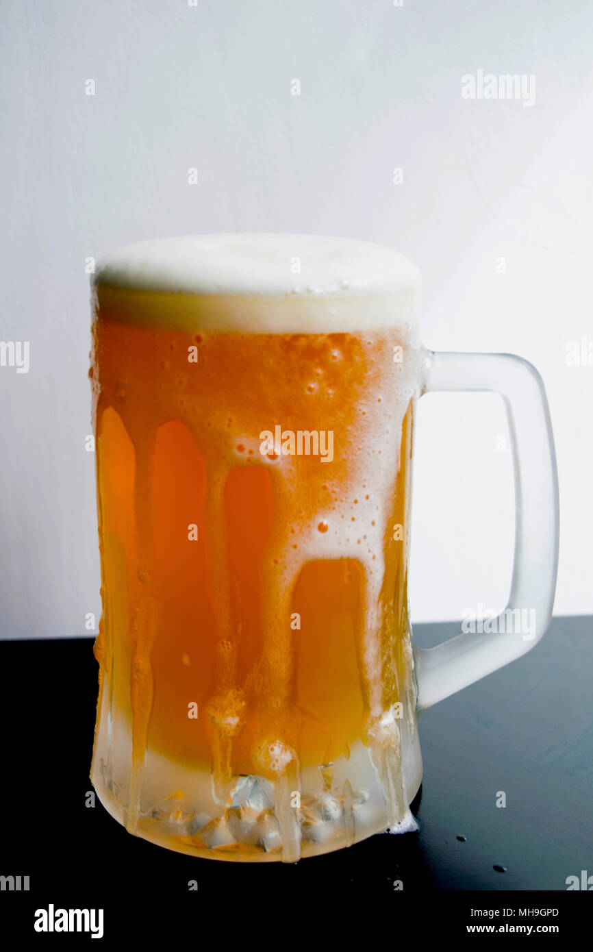 Frosty beer mug store