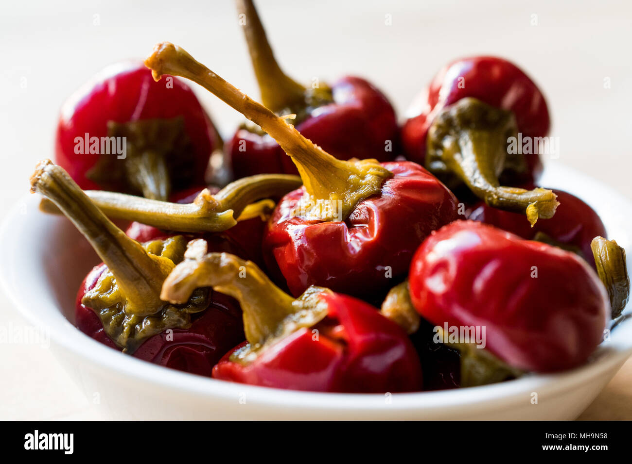 Curved pickles hi-res stock photography and images - Alamy