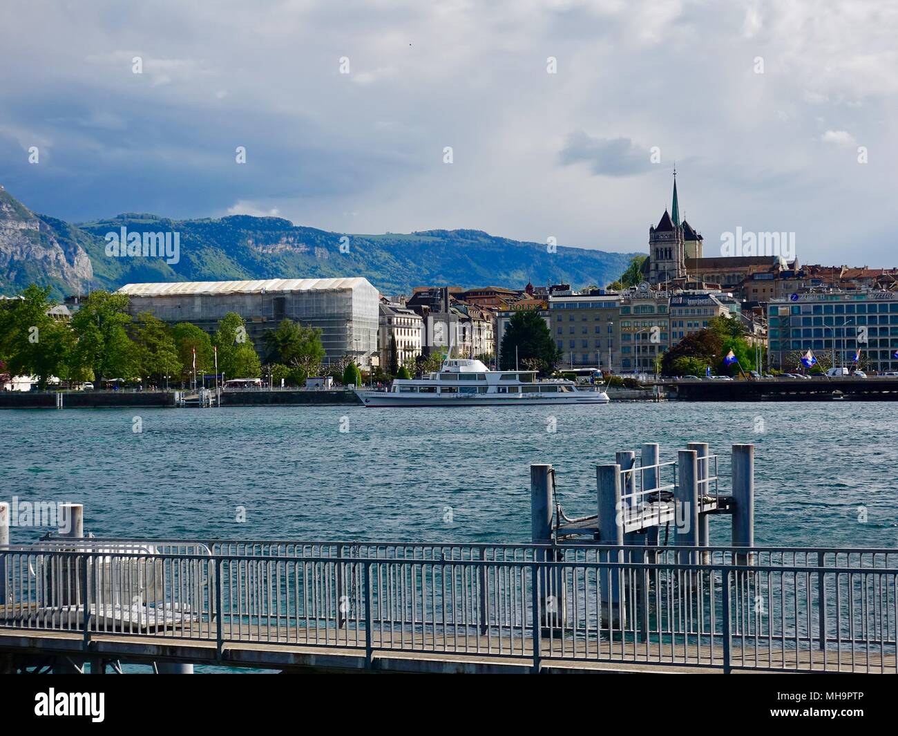 St peters cathedral geneva hi-res stock photography and images - Alamy