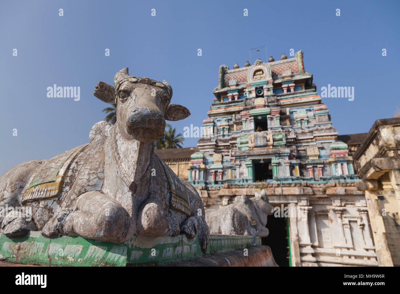 Asia, India, Tamil Nadu, Papanasam, Pallavavaneswarar Temple Stock ...