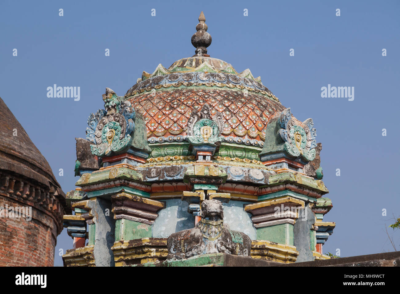 Asia, India, Tamil Nadu, Papanasam, Pallavavaneswarar Temple Stock ...