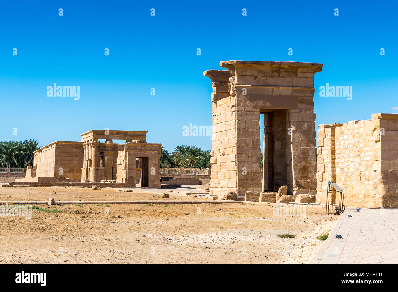 Temple of Hibis, the largest and most well preserved temple in the ...