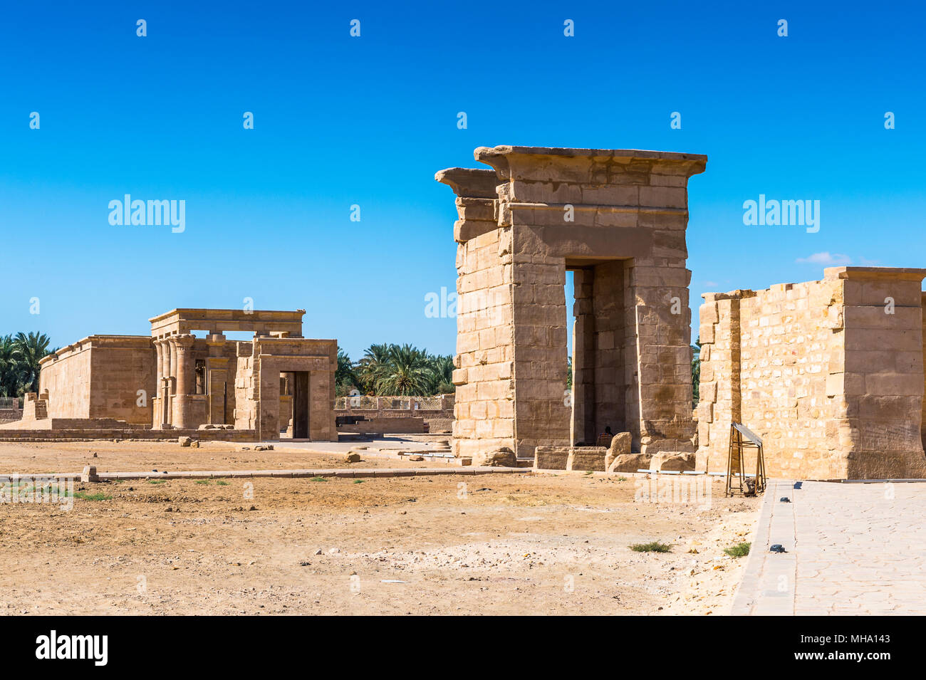 Temple of Hibis, the largest and most well preserved temple in the ...
