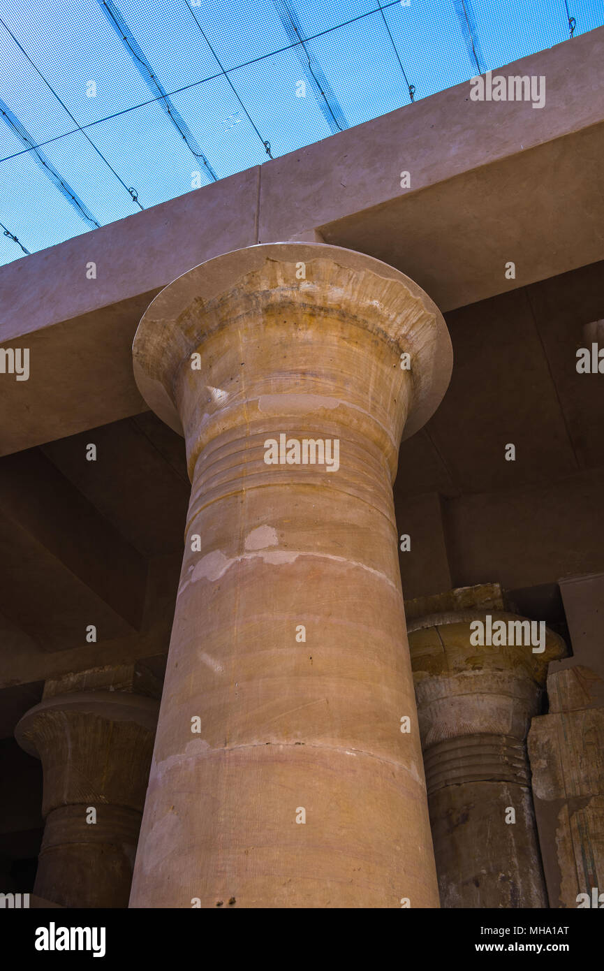 Columns of the Temple of Hibis, the largest and most well preserved ...