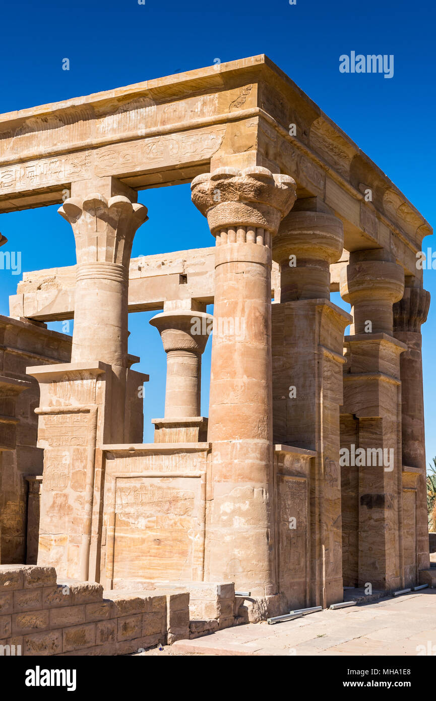 Part of the Temple of Hibis, the largest and most well preserved temple ...