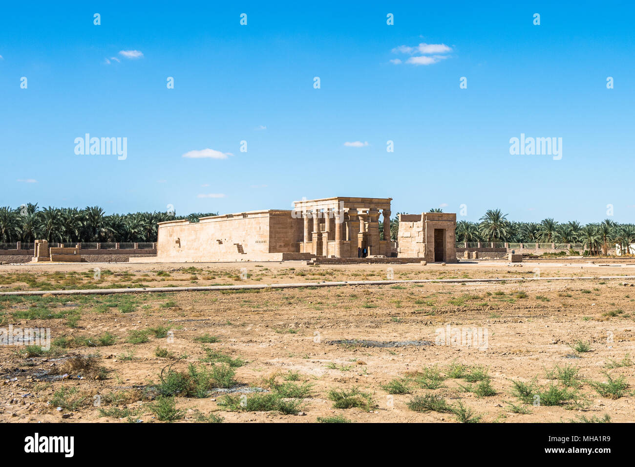 Temple of Hibis, the largest and most well preserved temple in the ...