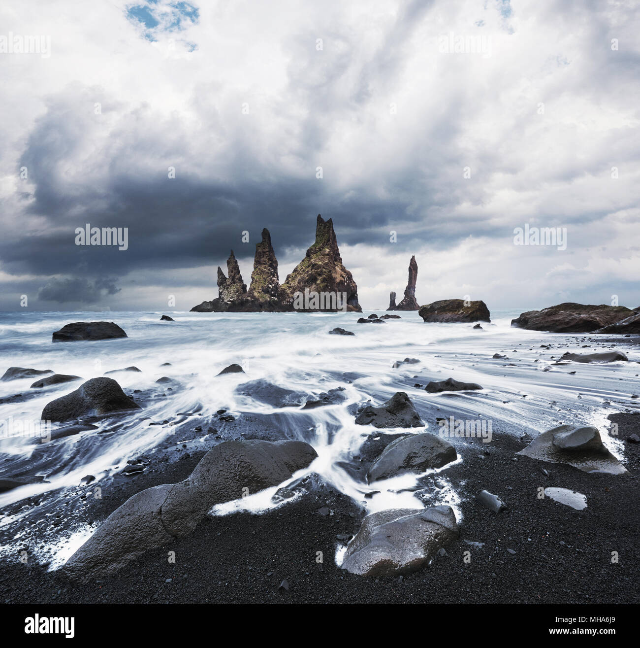 Iceland, Jokulsarlon lagoon, Beautiful cold landscape picture of ...