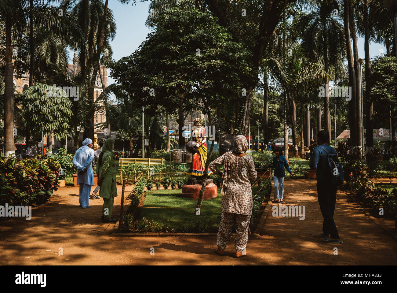 Lunch break india hi-res stock photography and images - Alamy