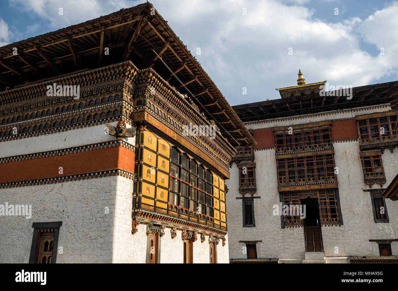 Tashichho Dzong, Thimphu, Bhutan - the most respectful Dzong in Thimphu ...