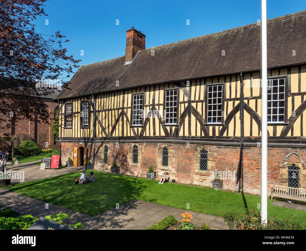 Merchant guild hi-res stock photography and images - Alamy