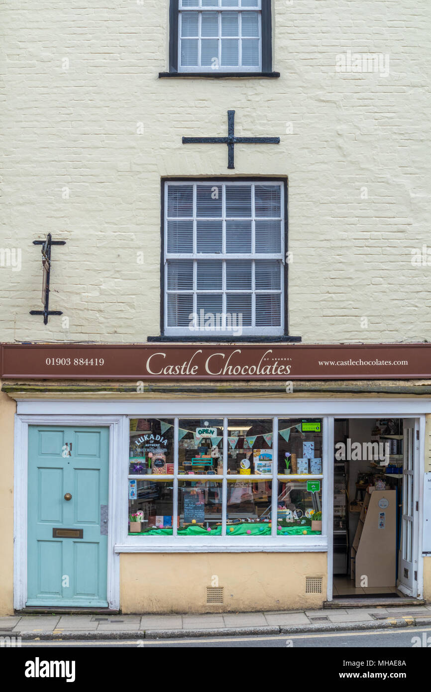 Castle chocolates hi-res stock photography and images - Alamy