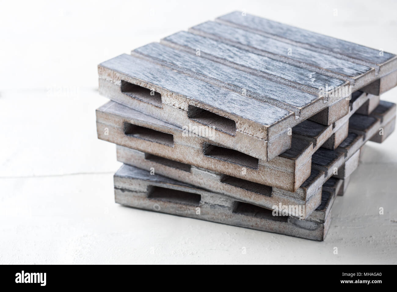 Empty Pallets High Resolution Stock Photography and Images - Alamy