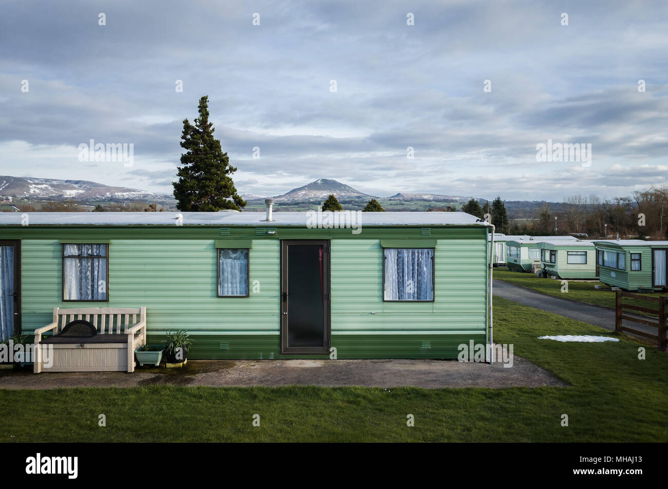 Vintage static caravan hi-res stock photography and images - Alamy