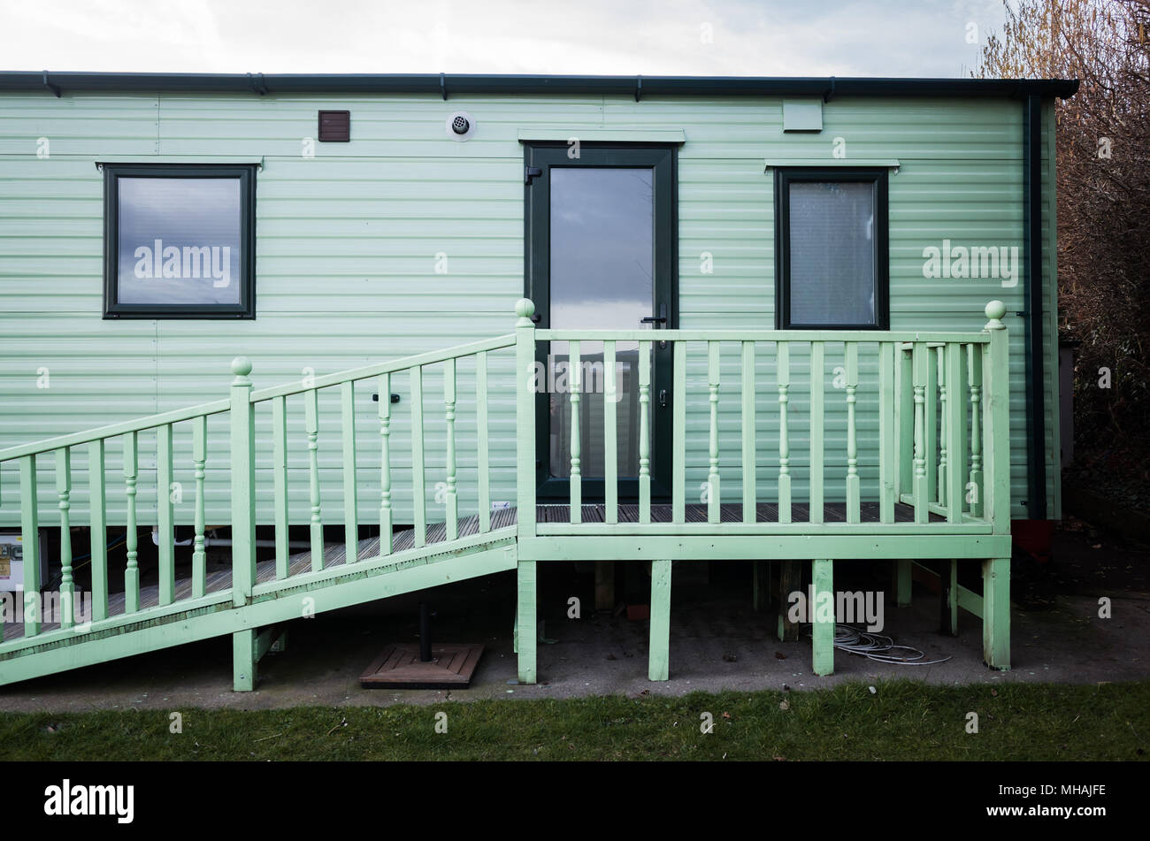 Vintage static caravan hi-res stock photography and images - Alamy
