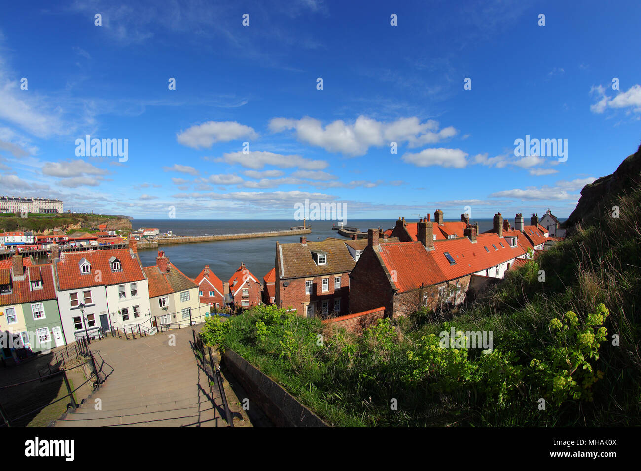 199 steps whitby hi-res stock photography and images - Alamy