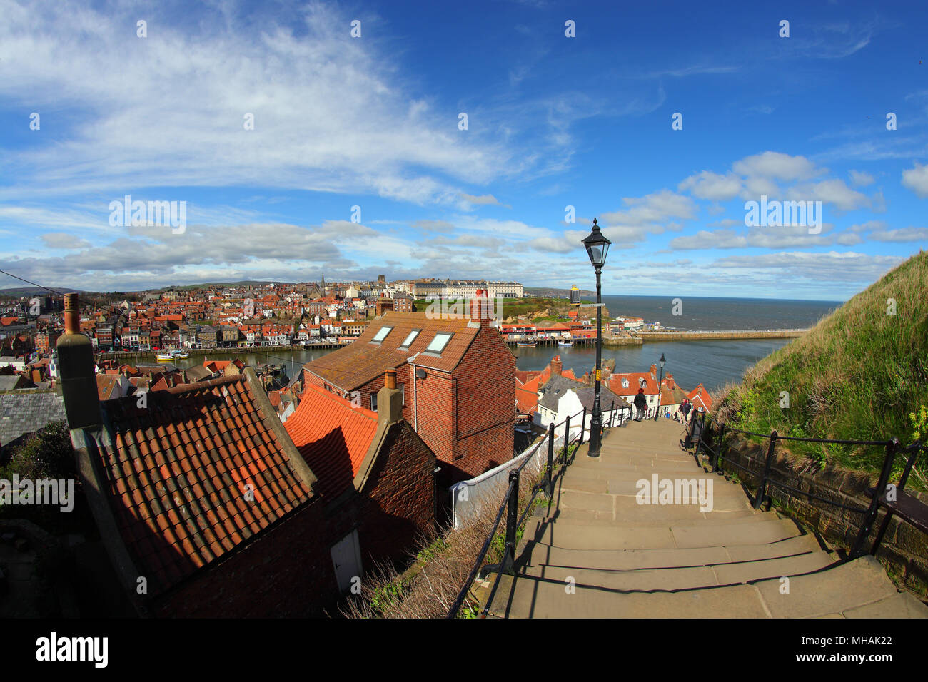 199 steps whitby hi-res stock photography and images - Alamy
