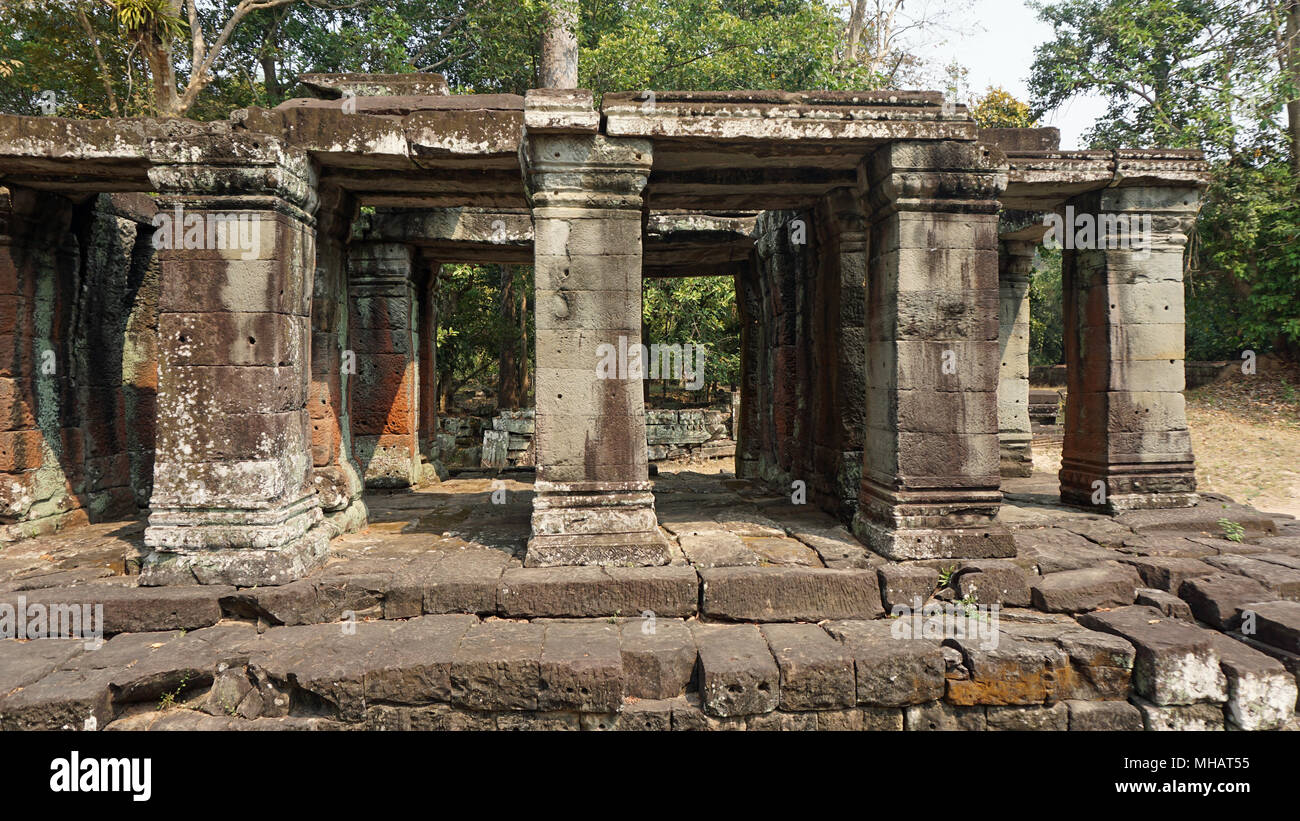ancient temple complex of ankgor wat in cambodia Stock Photo - Alamy