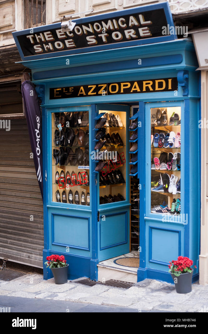 Valletta's shops are packed into a tight space bound by thick walls ...