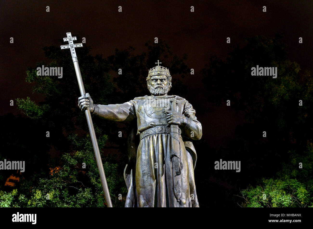 Tsar Samuil (Samuel) statue by night in Sofia, Bulgaria Stock Photo - Alamy