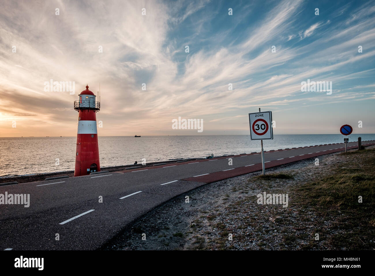 Lighthouse of westkapelle hi-res stock photography and images - Alamy