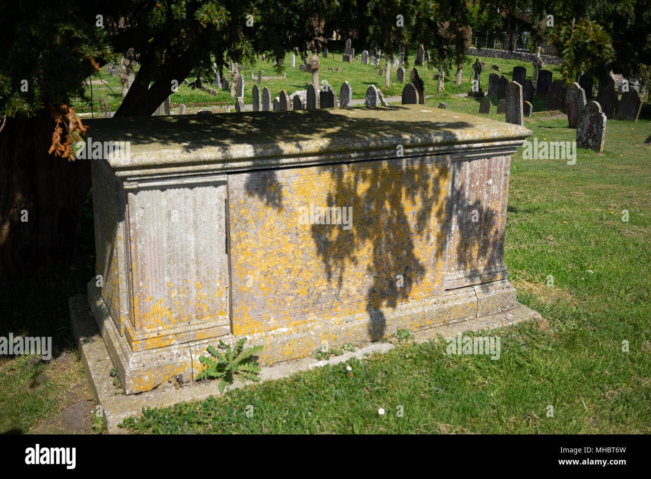 Large tomb hi-res stock photography and images - Alamy