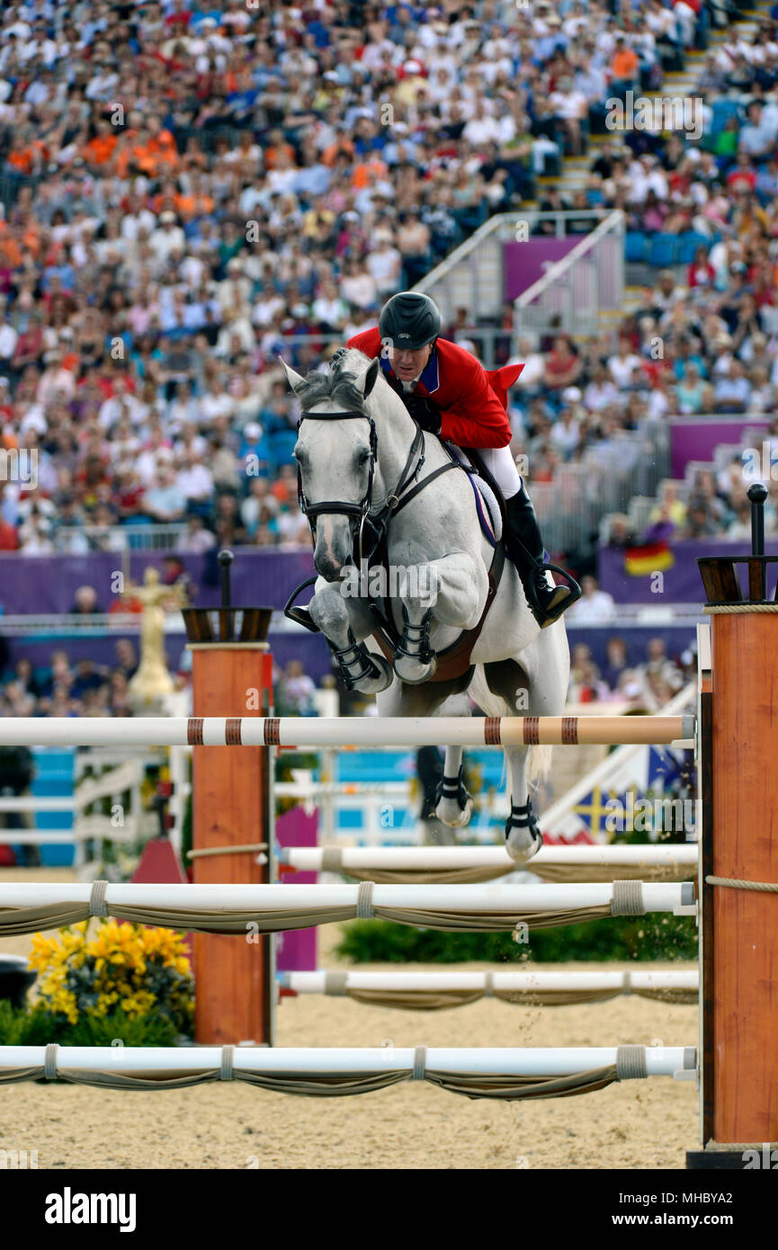 Ward mcclain aboard antares hi-res stock photography and images - Alamy
