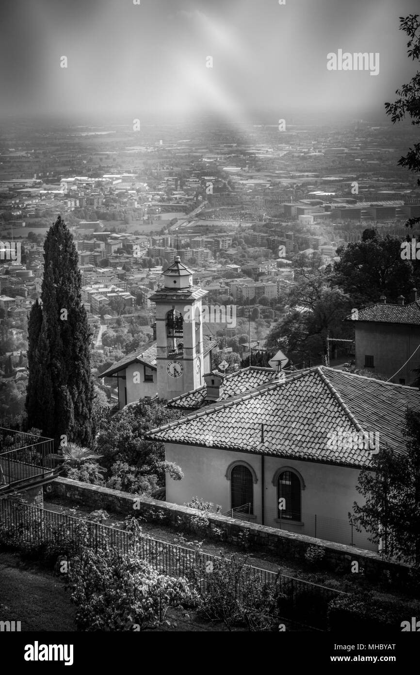 Italian city bergamo Black and White Stock Photos & Images - Alamy