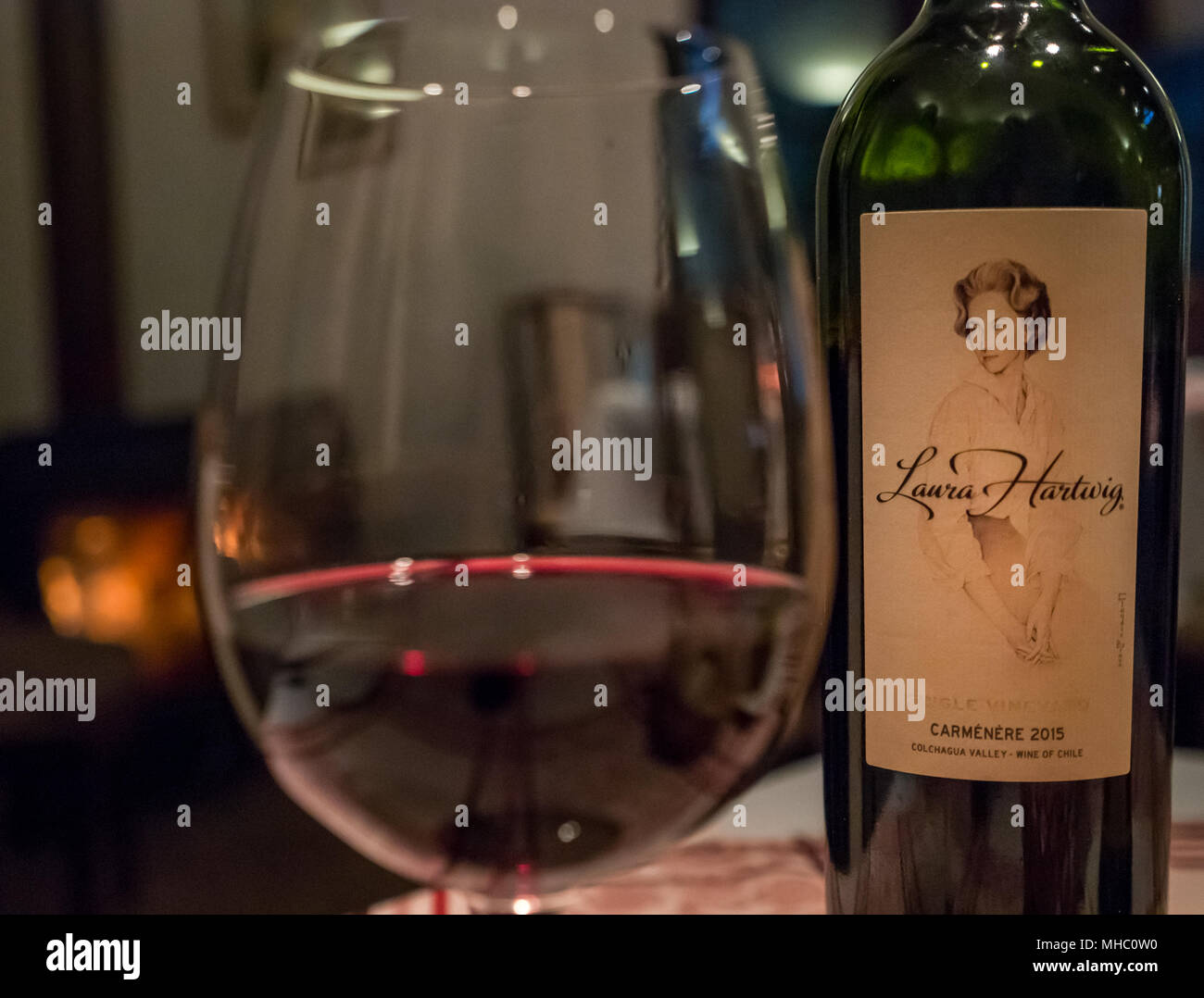 Vino glasses hi-res stock photography and images - Alamy
