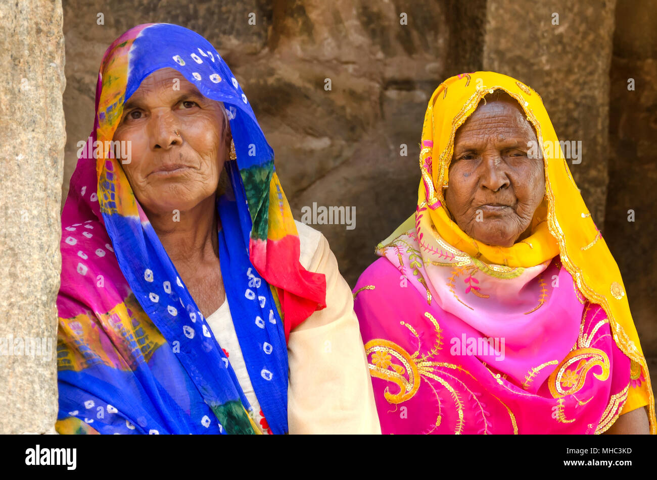 Rajasthani women in saree hi-res stock photography and images - Alamy