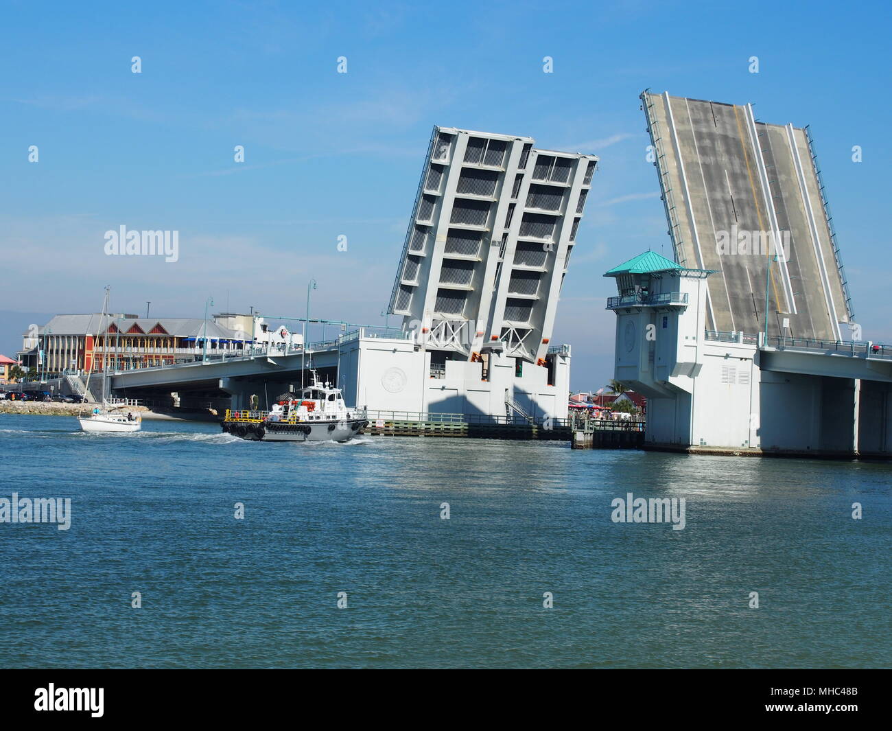 Johns pass draw bridge open hi-res stock photography and images - Alamy