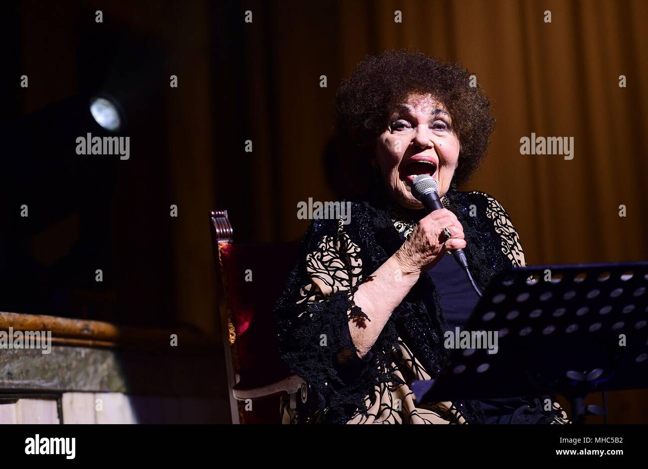 Cleo Laine Stock Photos & Cleo Laine Stock Images - Alamy