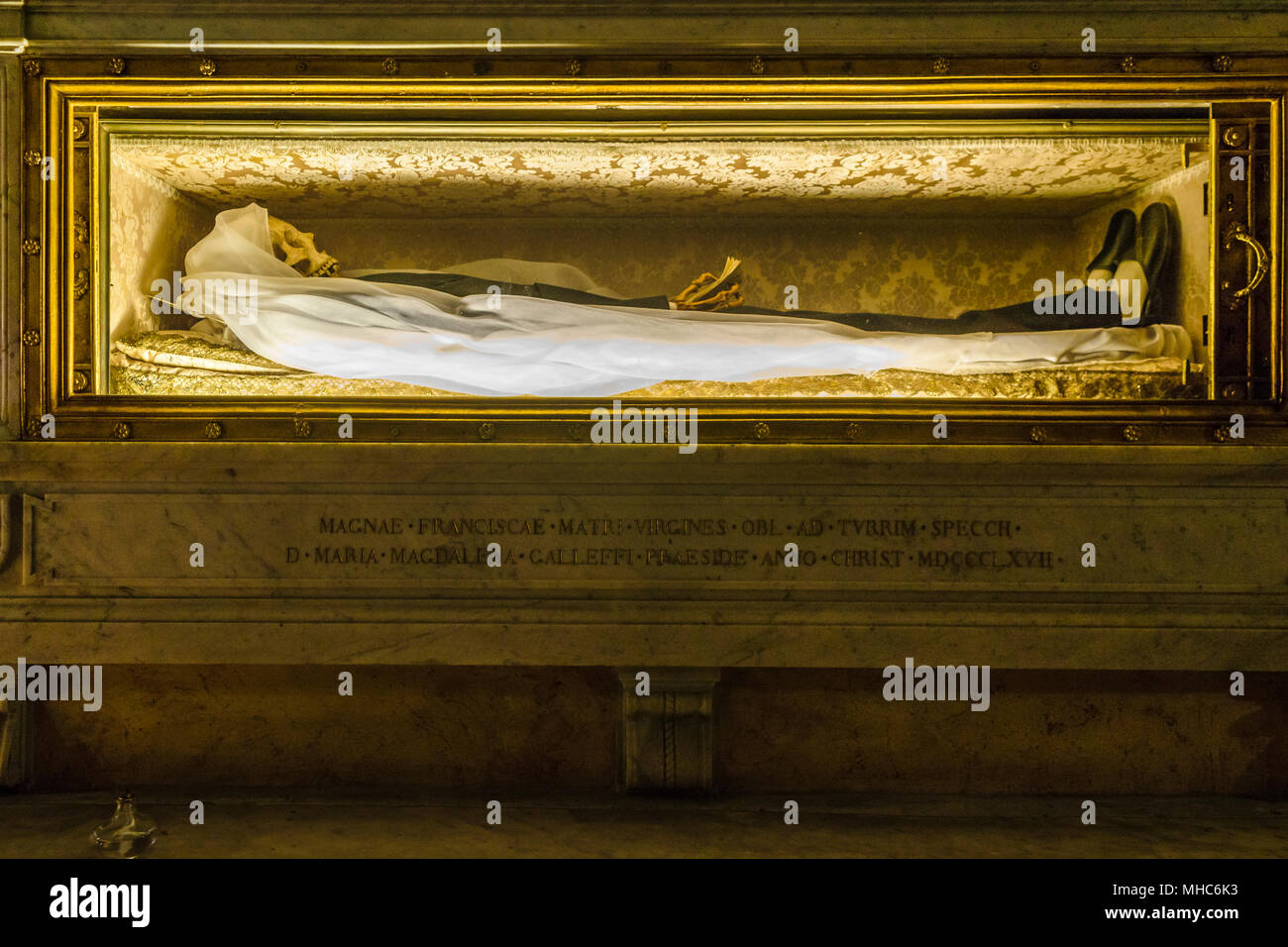 ROME, ITALY, JANAURY - 2018 - Side view of santa francesca romana ...