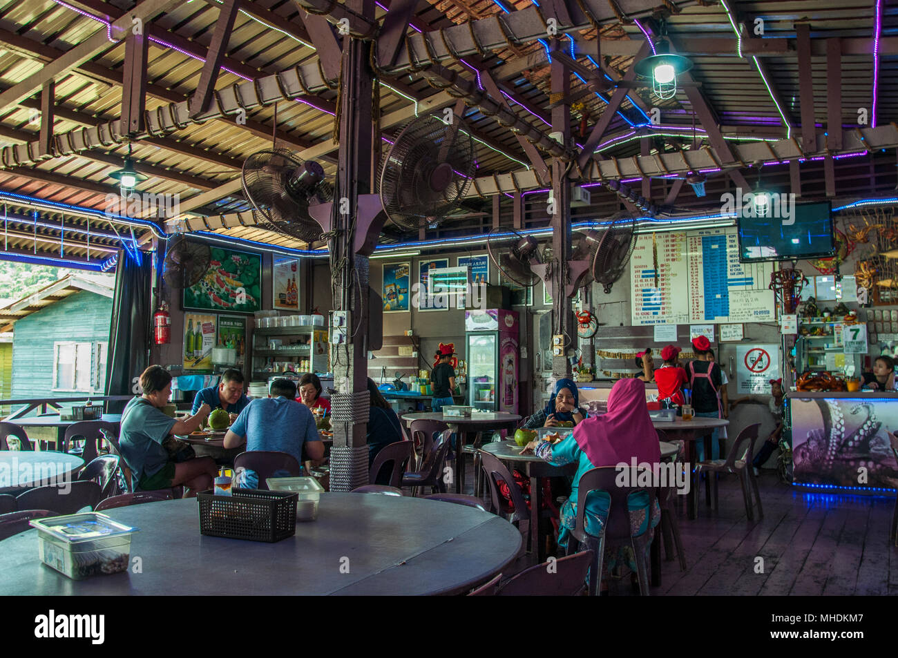 Sim sim borneo hi-res stock photography and images - Alamy