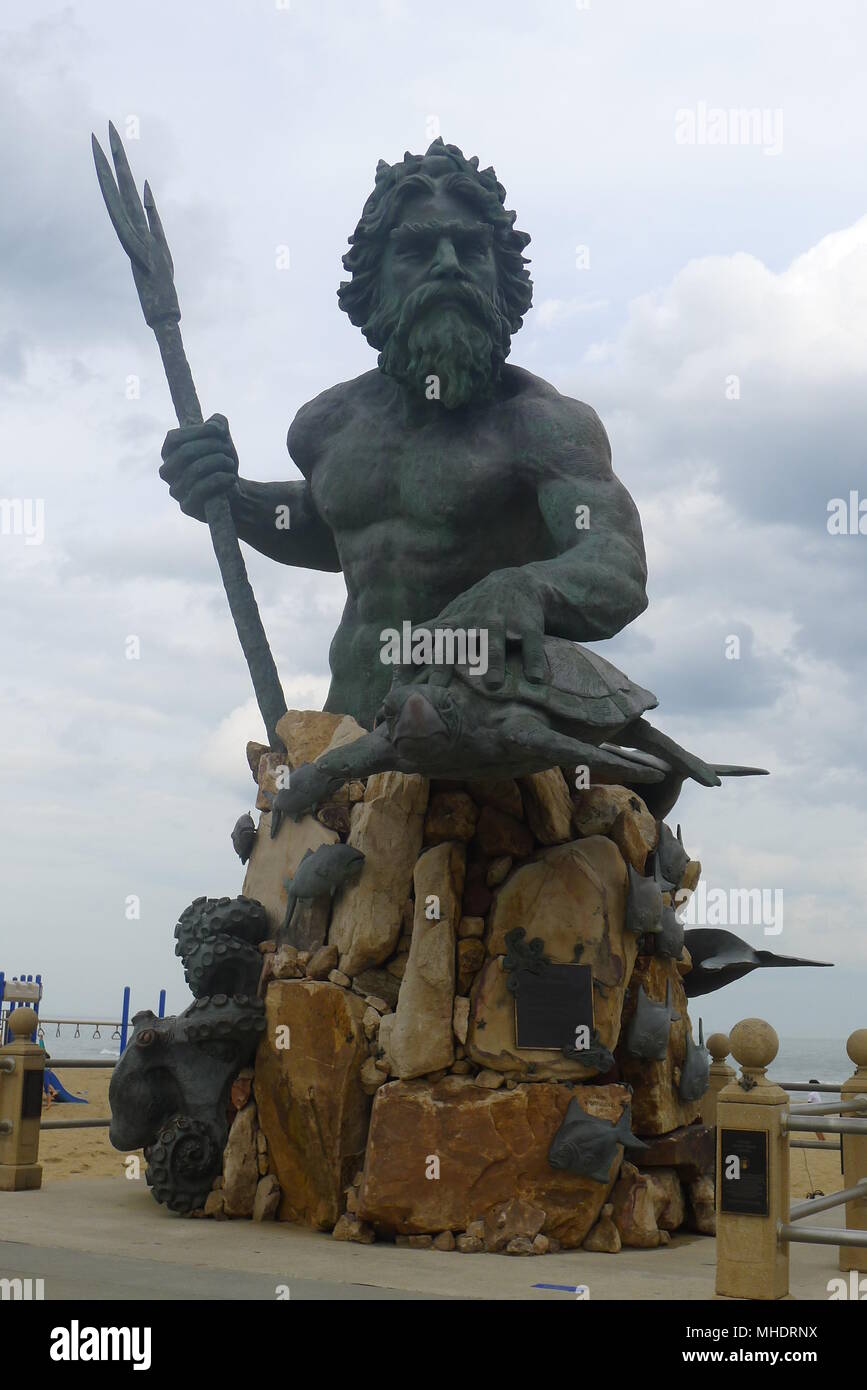Bronze statue of king neptune and boardwalk on virginia beach hi-res ...