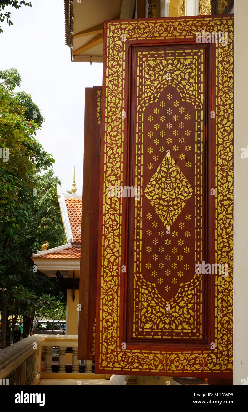 Botumvatey pagoda hi-res stock photography and images - Alamy