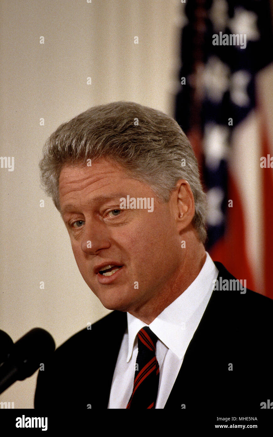 42nd president of the usa 1993 2001 hi-res stock photography and images ...