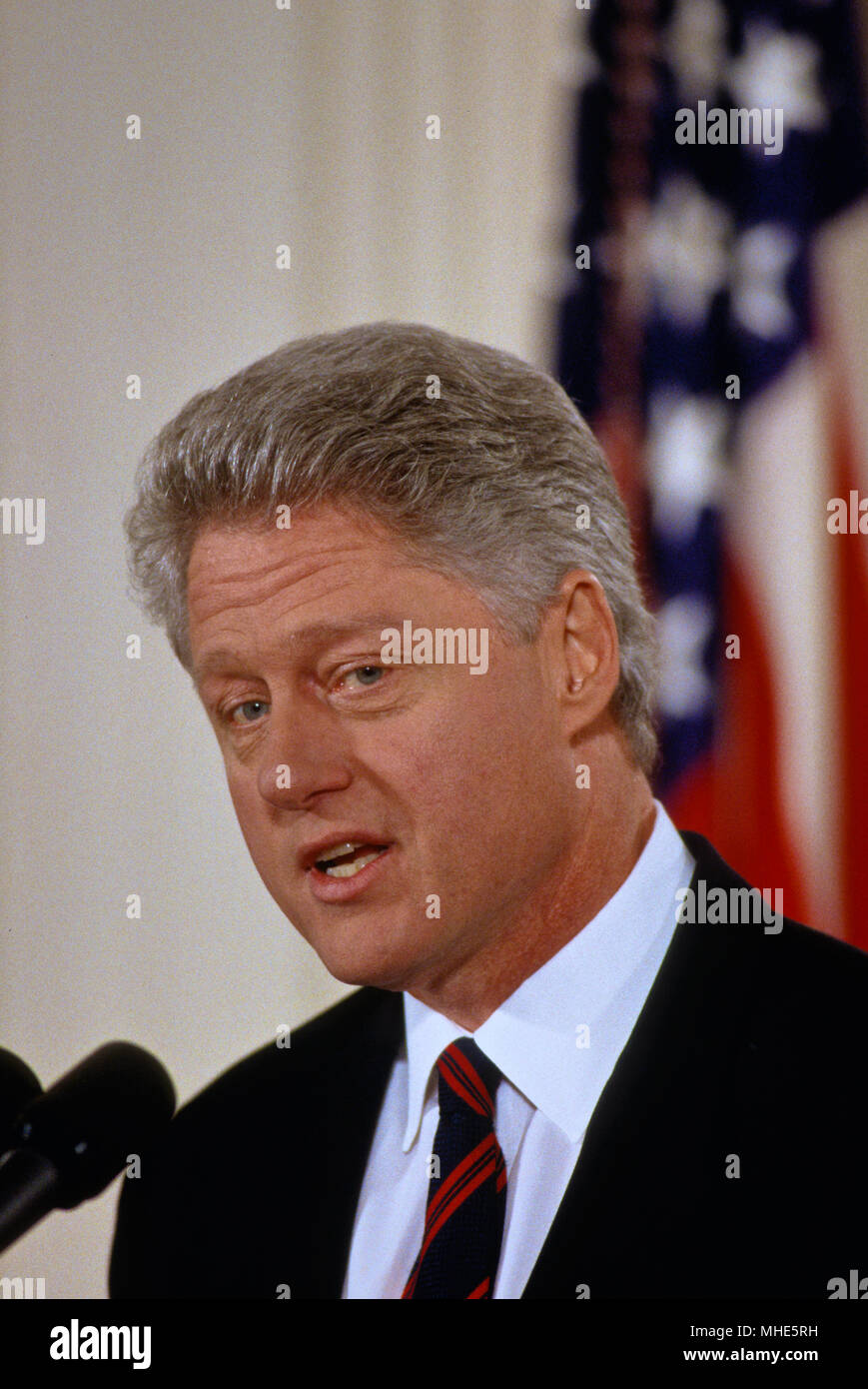 42nd president of the usa 1993 2001 hi-res stock photography and images ...