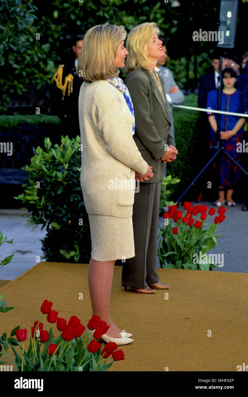 Hillary clinton tipper gore hi-res stock photography and images - Alamy