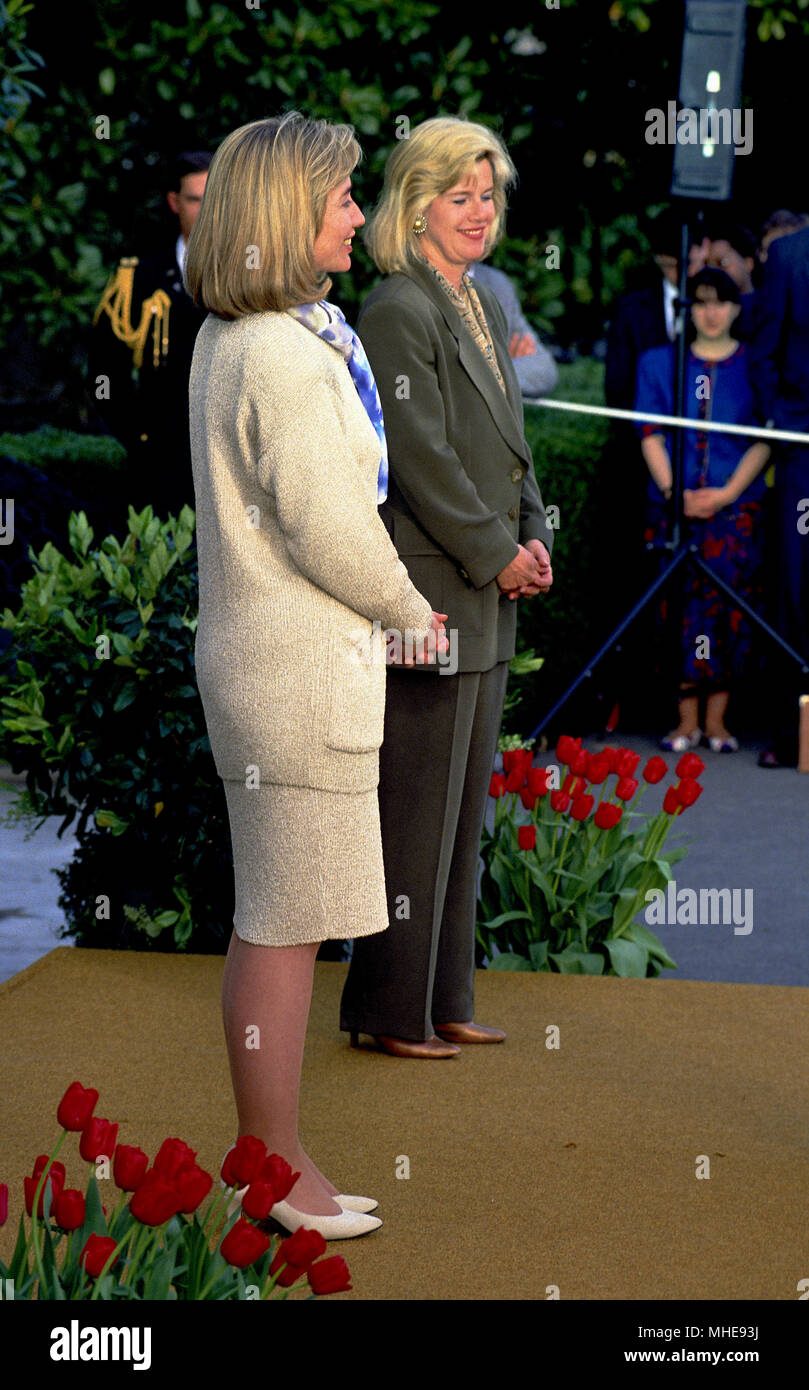 Hillary clinton tipper gore hi-res stock photography and images - Alamy