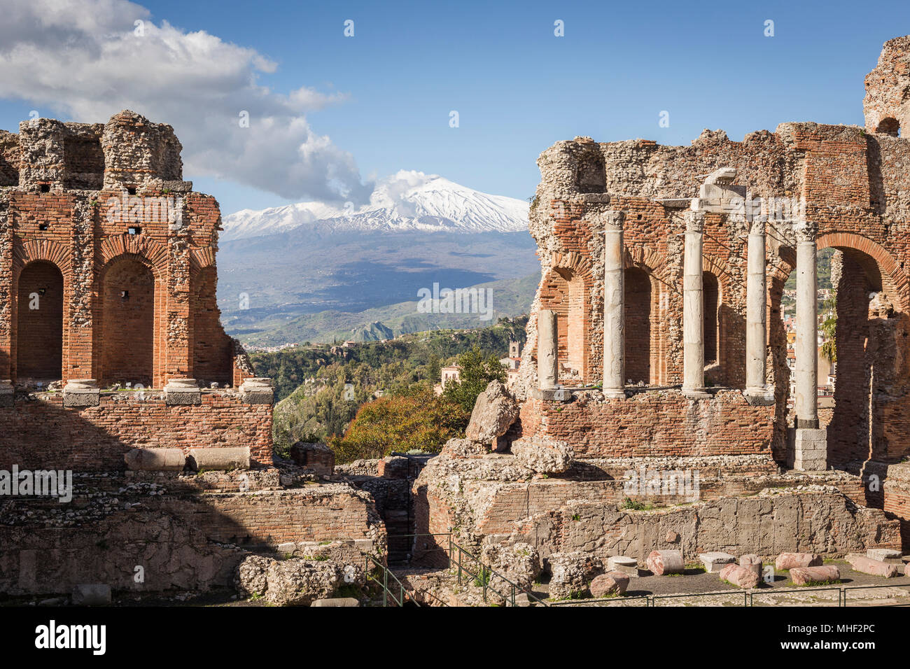 The greek theatre and mount etna hi-res stock photography and images ...