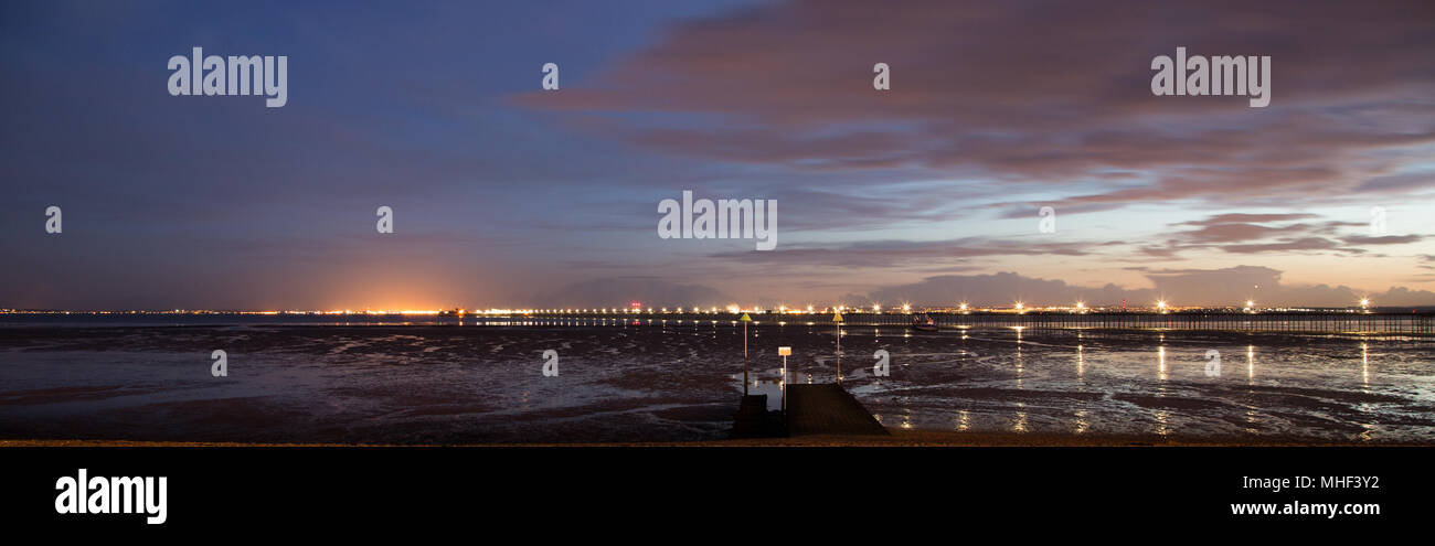 Mods and rockers seaside hi-res stock photography and images - Alamy